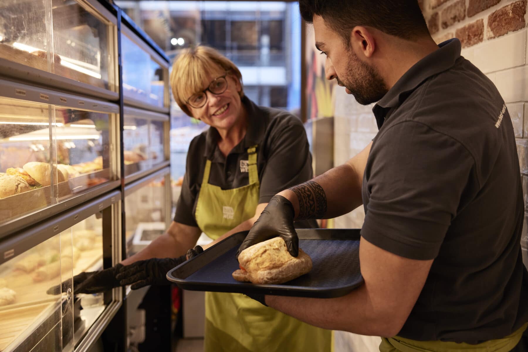 Franchise and agency partner at Valora: your own boss